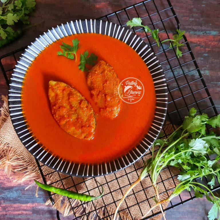 Kingfish (Surmai) curry – Dating Flavors | by Christina